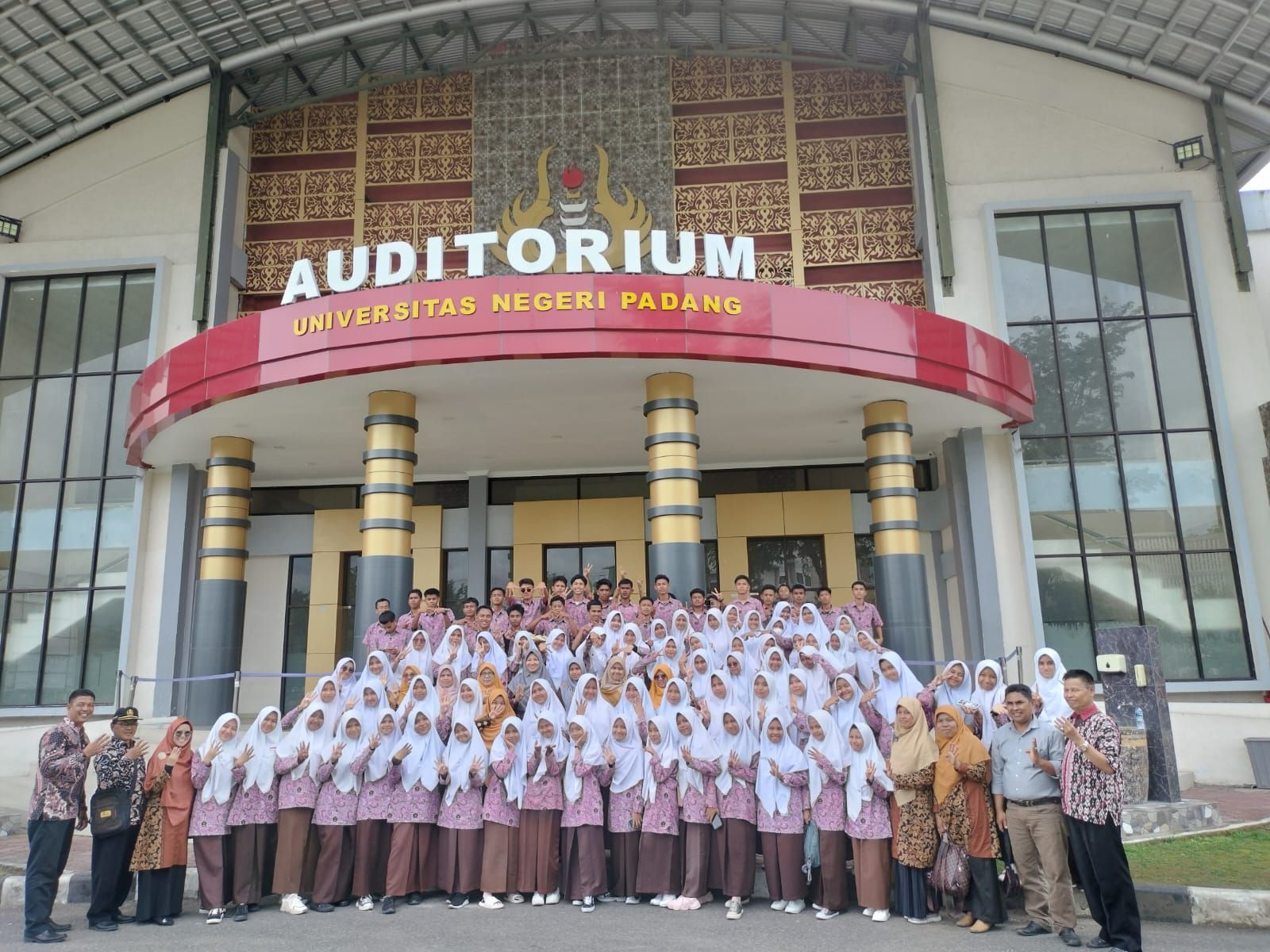 √ Biaya Kuliah UNP (Universitas Negeri Padang) 2025