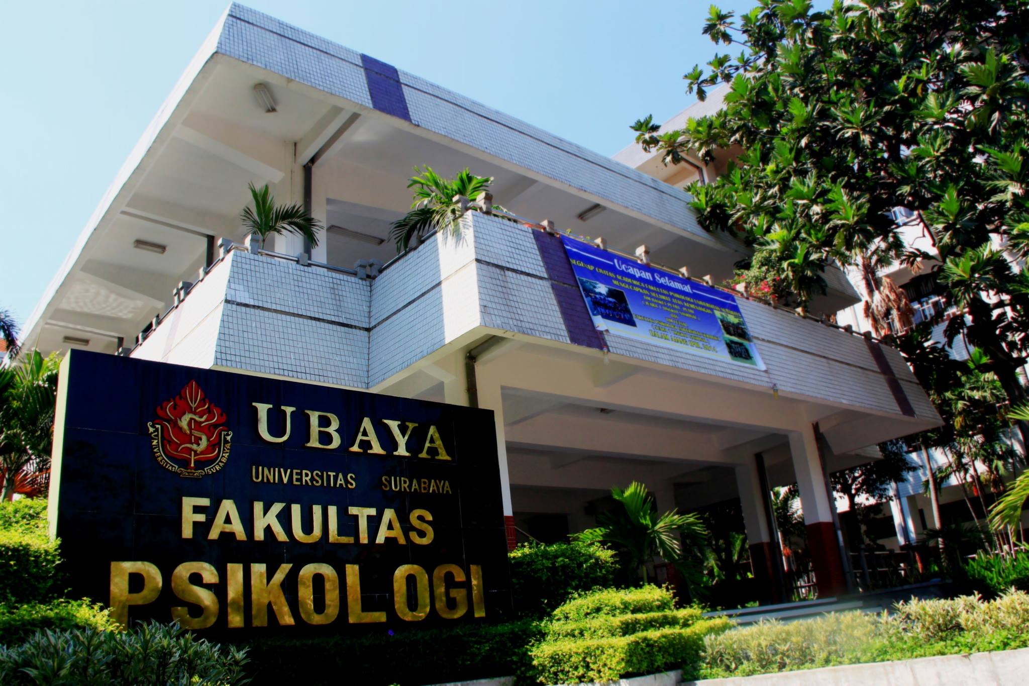 √ Biaya Kuliah UBAYA (Universitas Surabaya) 2025